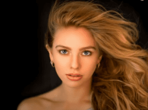 Alexa Breit Alter - Weltvermoegen.de